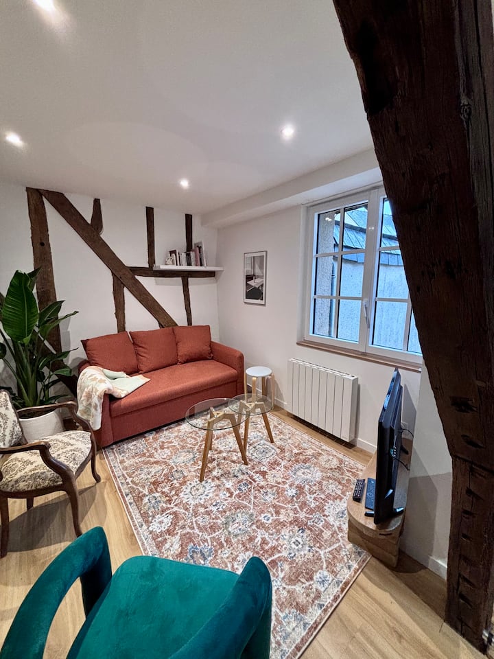 Le Donjon De La Doutre - Angers