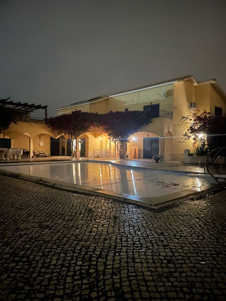 Appartment W. Shared Pool, Bbq And Facilities - Alcochete