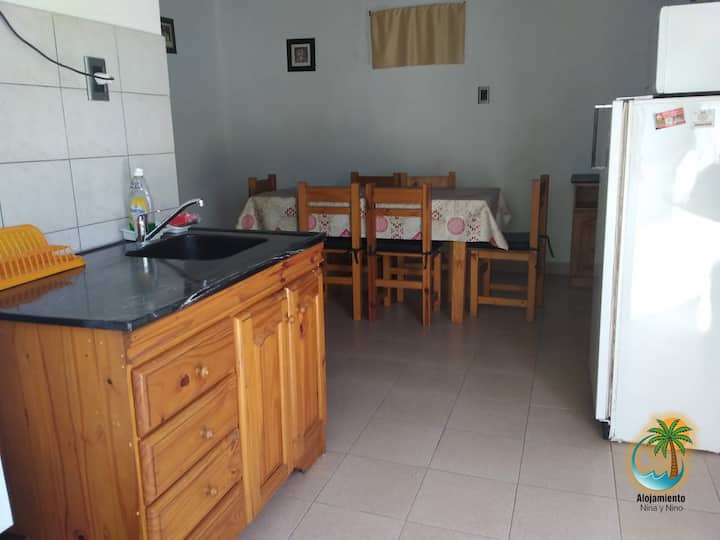 Alojamiento Temporario Para Familias Y Amistades - San José, Argentina