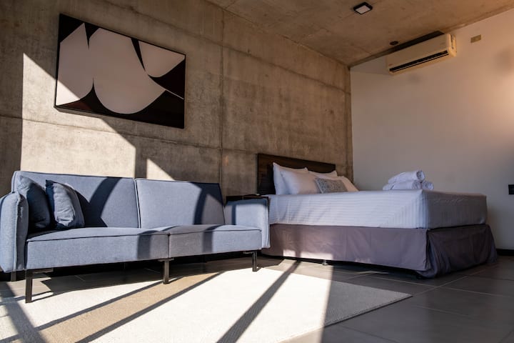 Volcano View Loft In San Benito · Lava Urban Stays - San Salvador