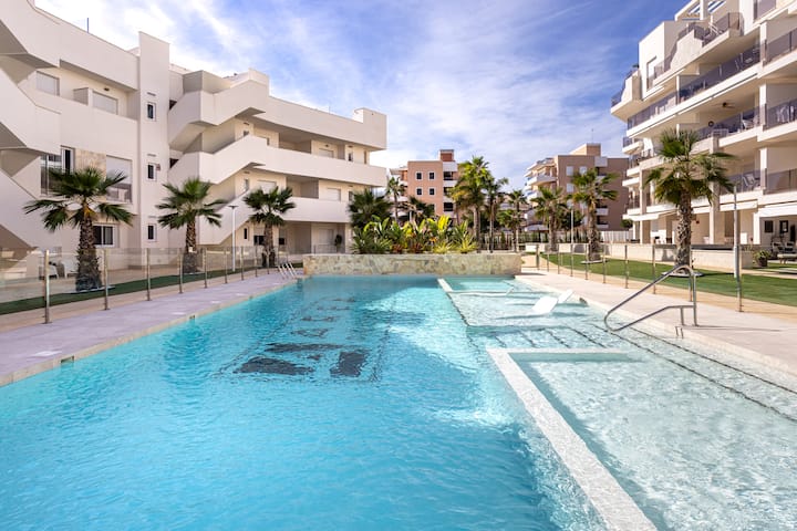 Luxury Apartment With Salt Lake View - Pool & Gym - Guardamar del Segura