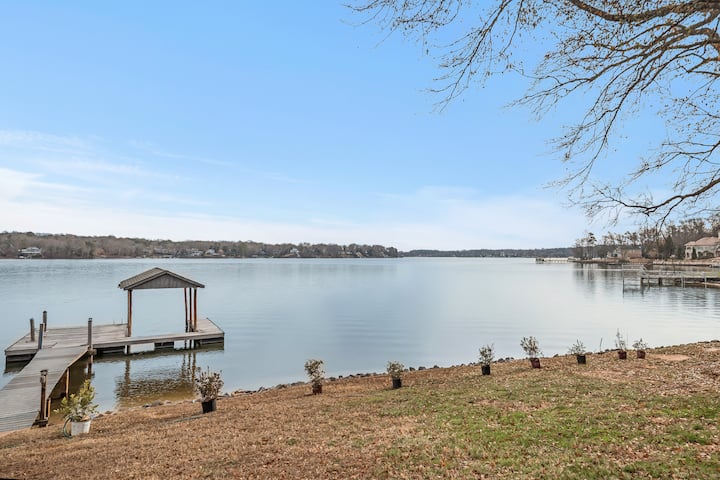 Serene Lakefront Guest Suite~ Private Bath & Entry - Lake Wylie, Fort Mill