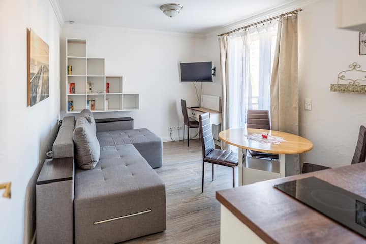 Apartment Dora, Mit Balkon, Nähe Sner Schloss - Schwerin