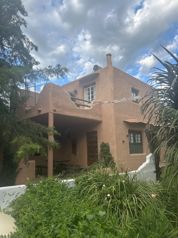 Casa Rústica Estilo Mediterráneo - Cosquín