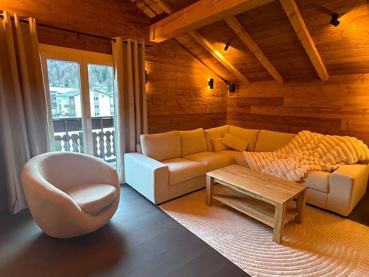 Top-floor Chalet, Walk To Lifts - Saas-Grund