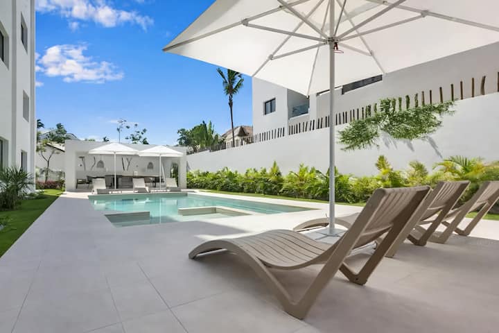 2br Beach Walk • Airport Pickup • Pool & Bbq - Punta Cana