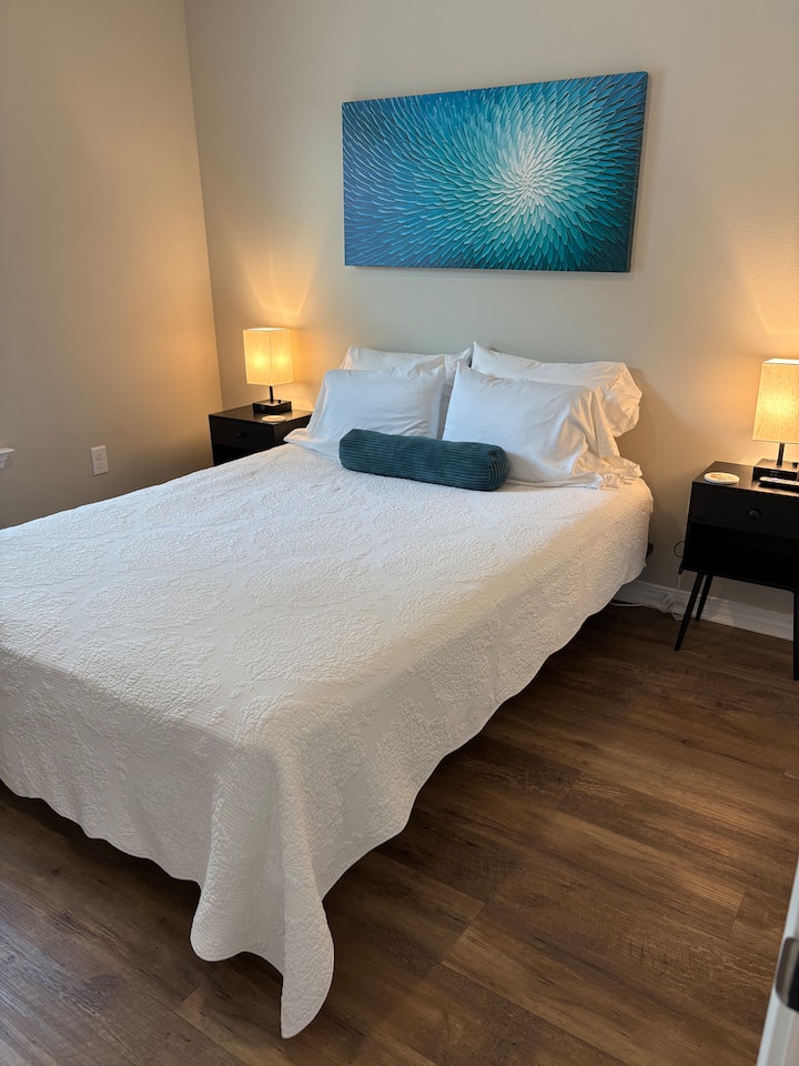 Mills Ave 75 Suite A - Pensacola Beach, FL