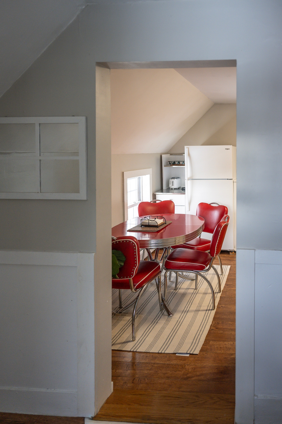 Todo el refugio de techo rojo - Lincoln - Capacidad para 10 personas ...