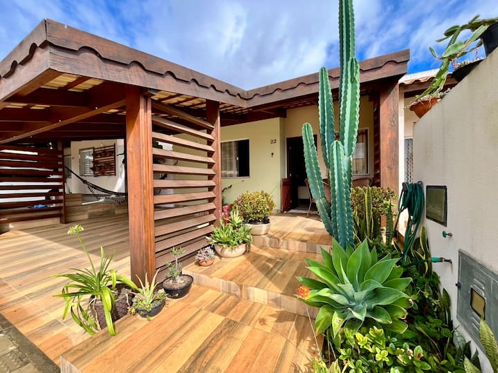 Casa Em Condomínio Com Ar Cond. 2 Vagas De Garagem - Vitória da Conquista