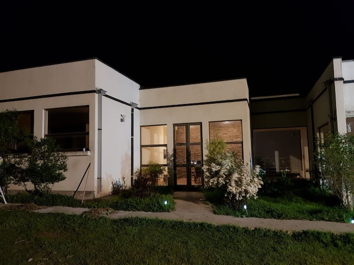 Casa En Parcela, Hermosa Vista Y Entorno - Talca