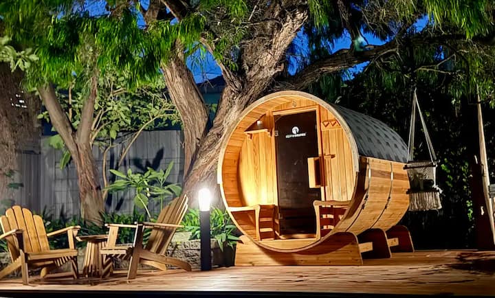 Elwood Mid Century 4 Bedr Garden Garage Sauna, - St Kilda