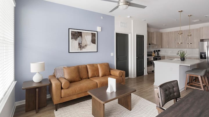 Landing | Beautiful 2bd, Clubhouse, Gym - Huntsville, AL
