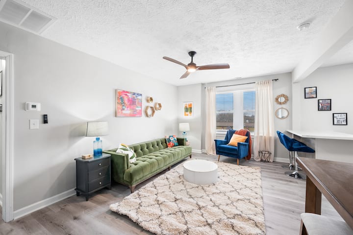 Syd's Apartment - Downtown Noblesville - Noblesville, IN