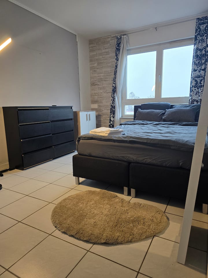 Luxuryapartment! Smarttv Airpot+mercado Mall 5min! - Nuremberg