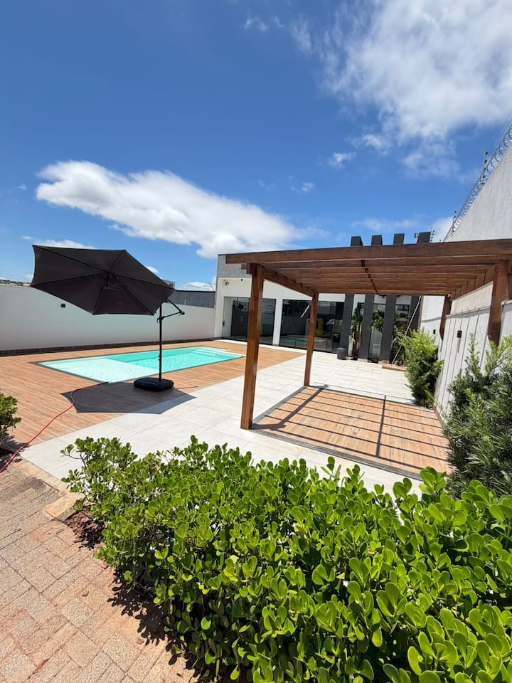 ÁRea De Lazer | Piscina, Churrasqueira E Conforto - Maringá