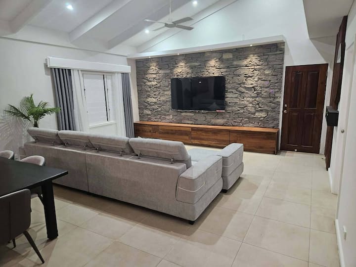 Luxury Executive Apartment In Prime Location - Port Vila