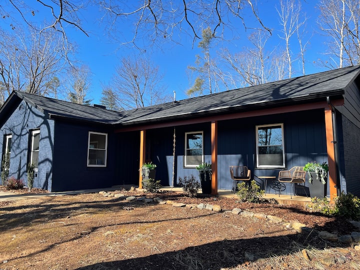 Inviting Modern Ranch Near Asheville Amenities - Weaverville, NC