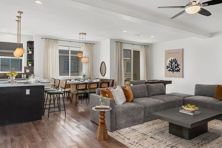 Hangout Haus | Billiards+game Room | Disney! - Cypress, CA