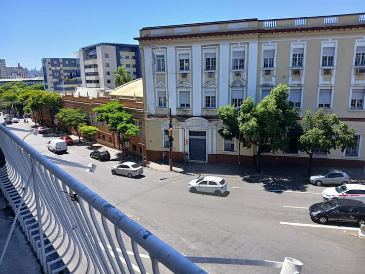 Apartamento Grande No Centro Histórico - Porto Alegre