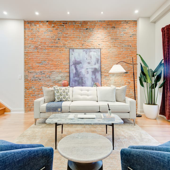 2bdr Rittenhouse Luxe In The Heart Of It All - Philadelphia, PA