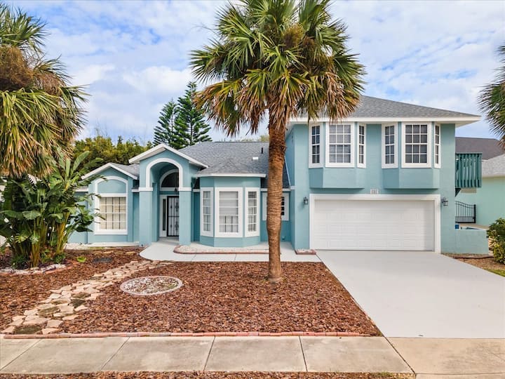 Stunning 3-bedroom,2-bath House Steps From Beach - Ormond Beach, FL