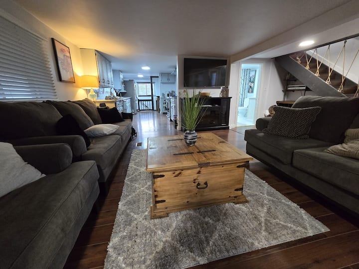 Charming Little River Home - Windsor