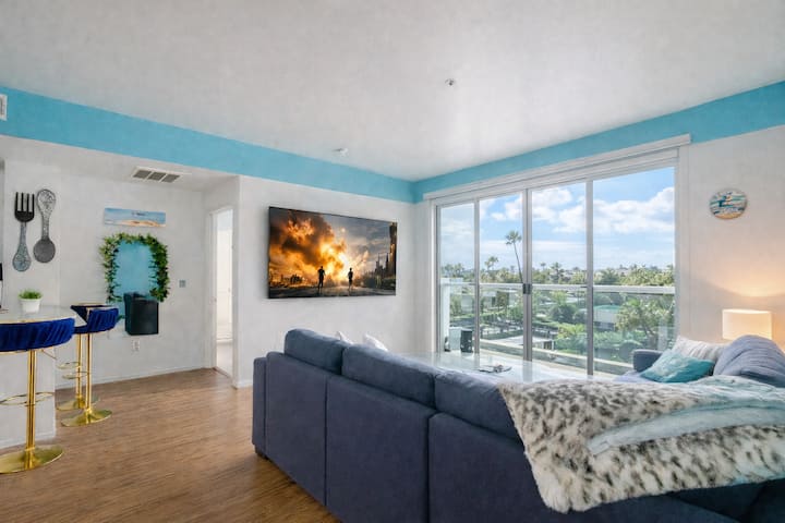 15 Min To Airport & Beach Free Parking Pool Gym - Los Angeles, CA