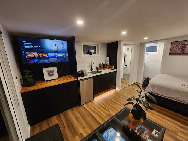 Bristols Secret - Lower Hutt