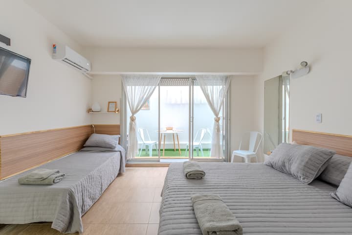 Tranquilo Y Moderno Estudio En Centro Buenos Aires - Argentina