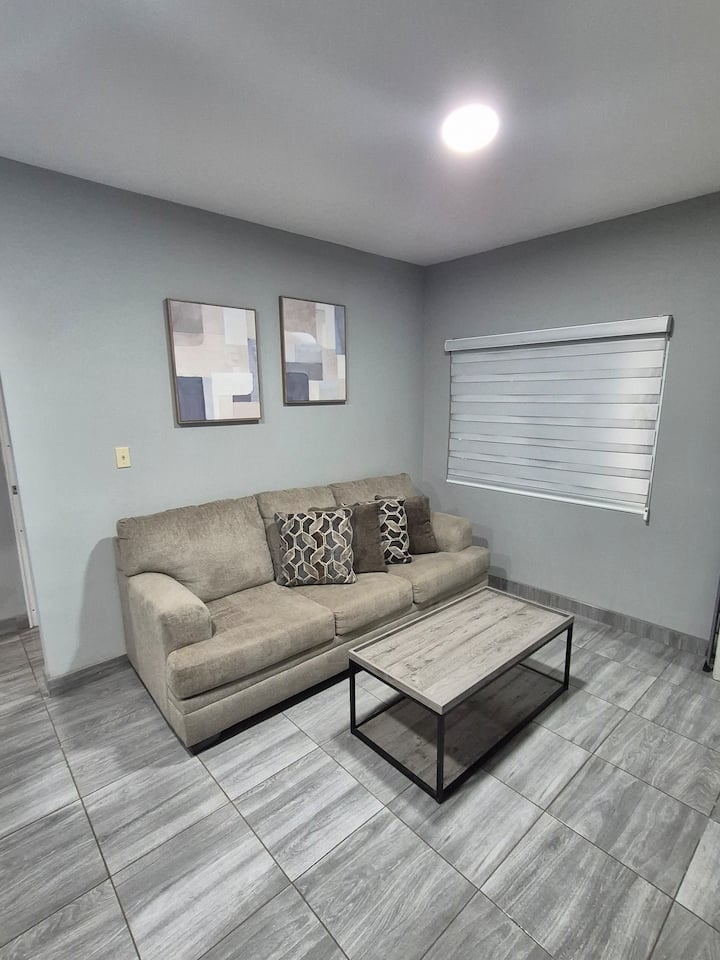 Depto. Amueblado En Privada, Excelente Ubicación. - Mexicali