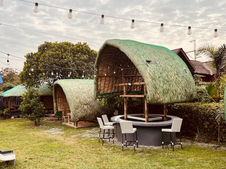 D'luxe Garden Resort Tagaytay - Alfonso