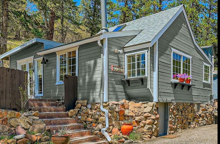 The Cottage At Bear Creek - Evergreen, CO