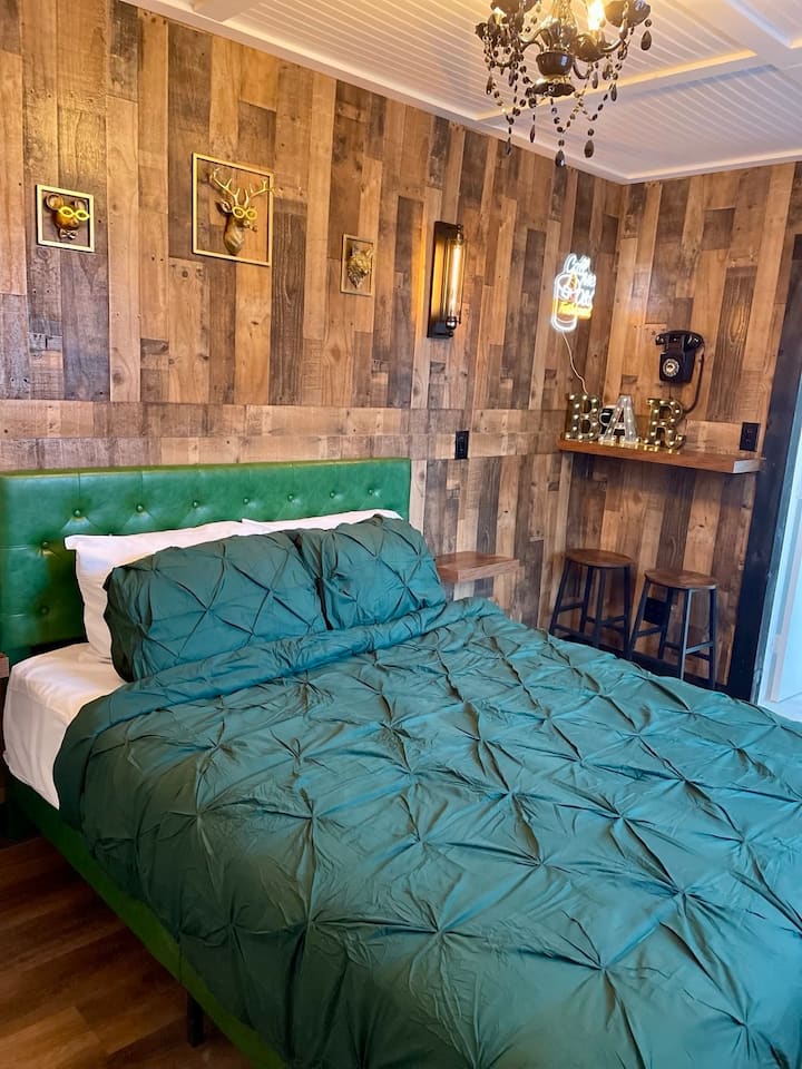 Speakeasy In Downtown St Pete Grand Central - St. Petersburg, FL