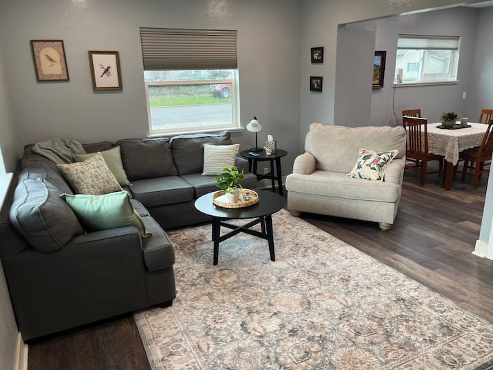 Charming Cottage Home In Normal Hill - Lewiston