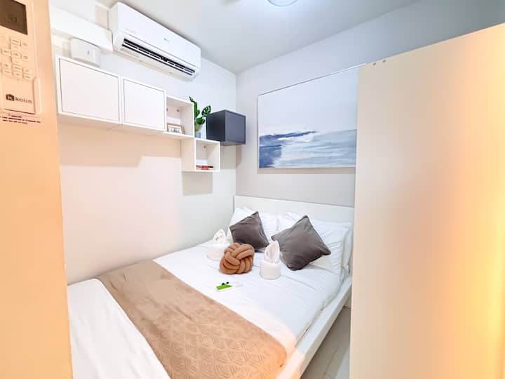 Your Home Away From Home - Shore3 L Wifi + Netflix - Metro Manila