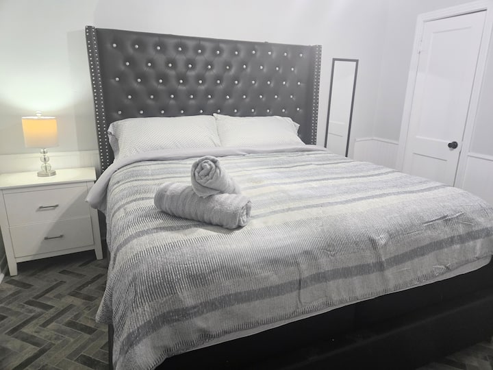 Perfect Little Place For On-the-go Workers - Beaumont, TX