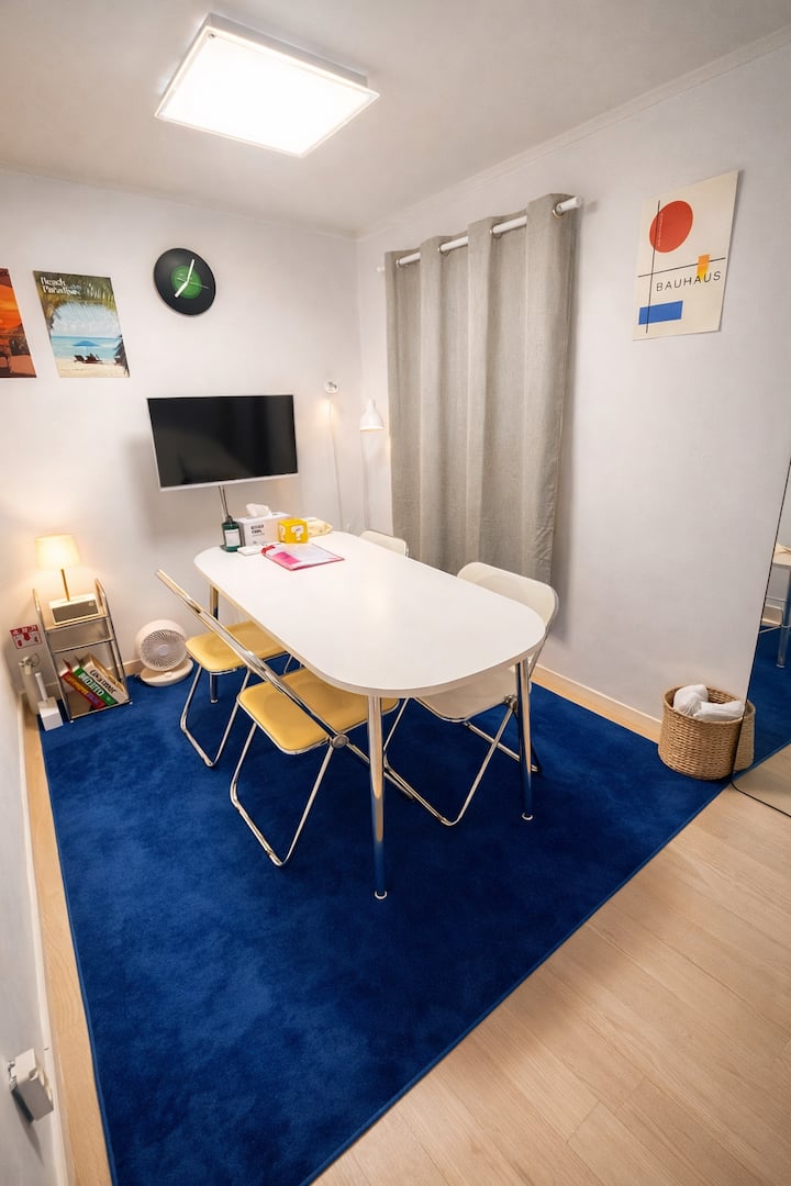 Moment Seoul #Near Hapjeong Yeouido In Hongdae - Gwangmyeong-si