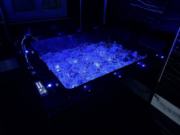 Magnifique Love-suite Avec Jacuzzi - Malesherbes