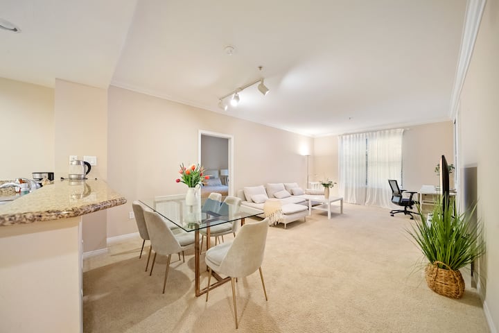 Irvine Central Near Spectrum - Laguna Hills, CA