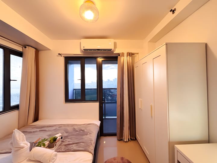 Shore2 Bay View - Moa Pasay City L Wi-fi + Netflix - Metro Manila