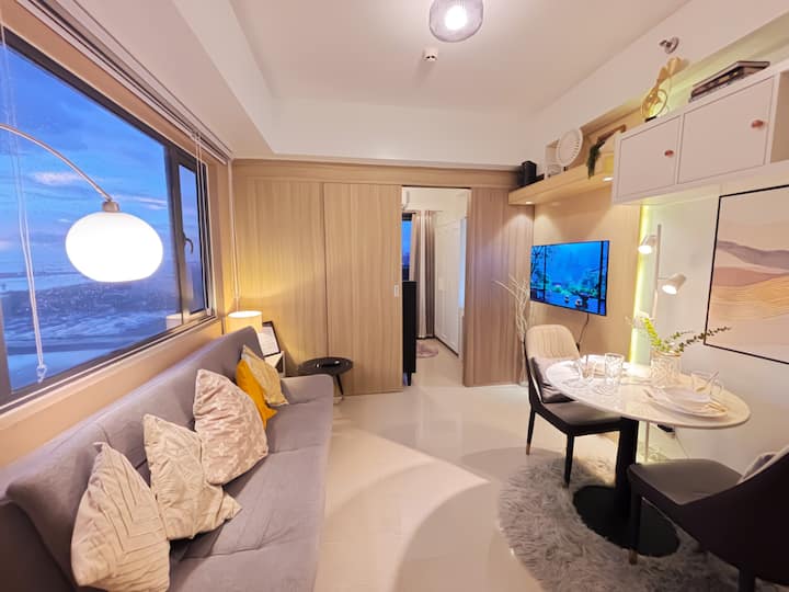 Shore2 Bay View - Moa Pasay City L Wi-fi + Netflix - Manila