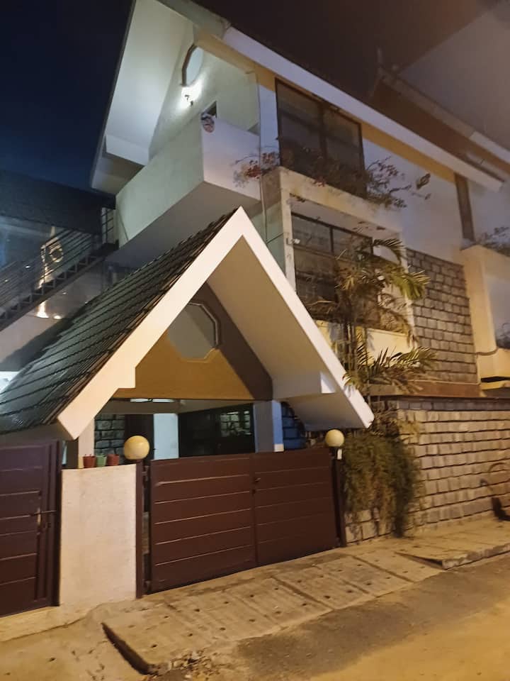 Eli's Abode - Bangalore