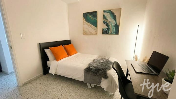 Single Bedroom Fitting For Student | 1 Min To Mrt - Singapore