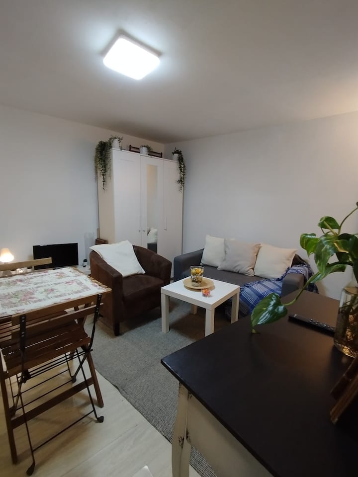 Apartaestudio Económico En Malasaña - Chamartín