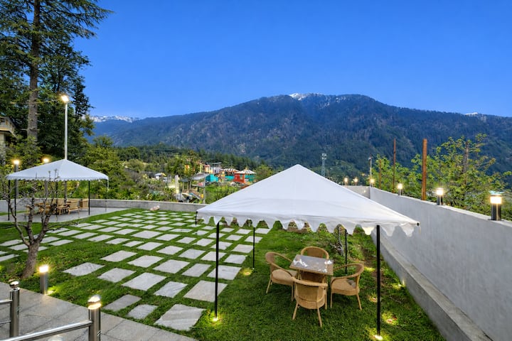 3 Premium Suites With Scenic View & Balcony & Lawn - Manali