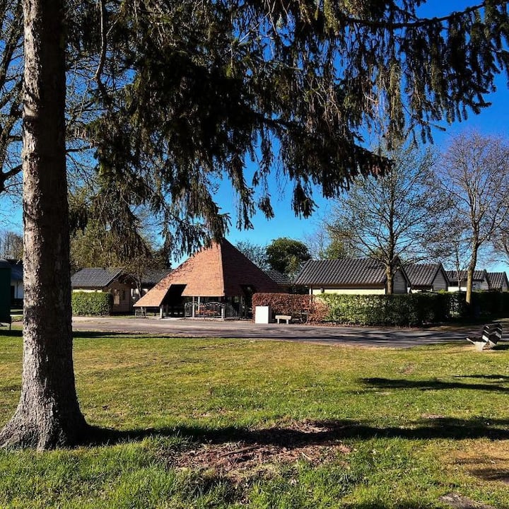 Group Accommodation Hiking Hut - Camping Groenpark - Belgium