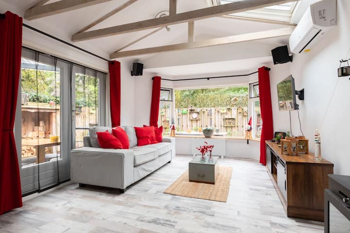 Knus 2 Persoons Huisje I Bosrijke Omgeving - Nijkerk