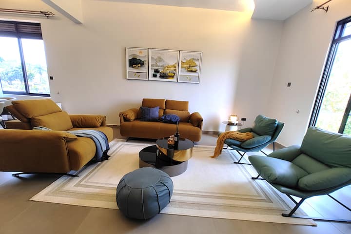 Heritage Residences, Muyenga| Bluehaze –Modern 2br - Kampala