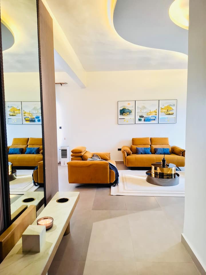 Cozy 2-bedroom | Great Wi-fi | Arena Mall Nearby - Kampala