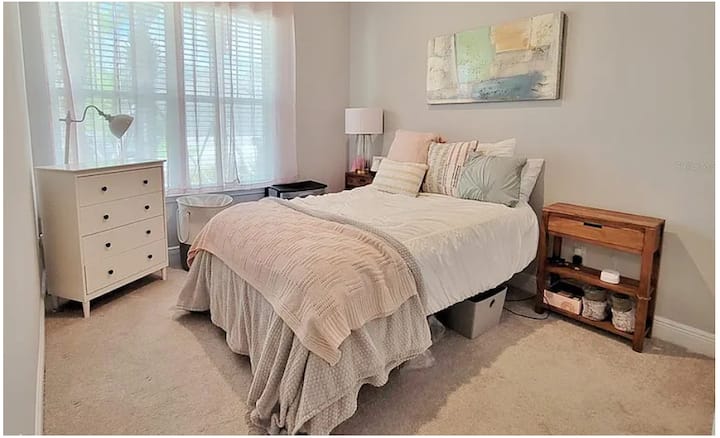 Tampa Suburban Rental Of A Bedroom And Office. - Land O' Lakes, FL